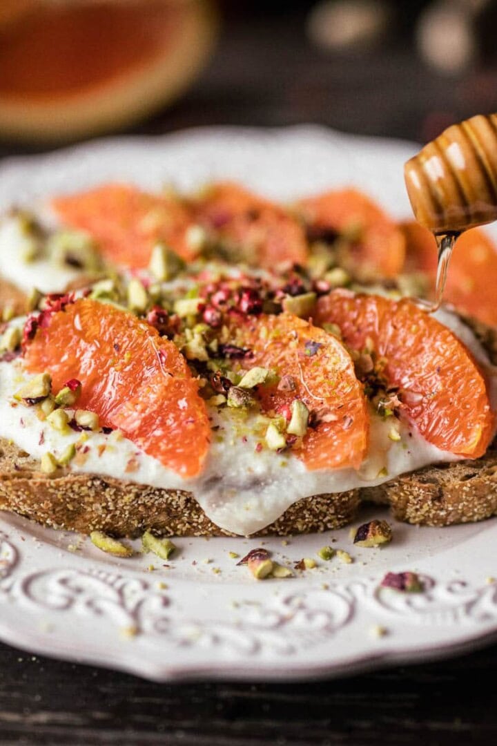 Easy Toasted Muesli (without added sugar) | In Search Of Yummy-ness