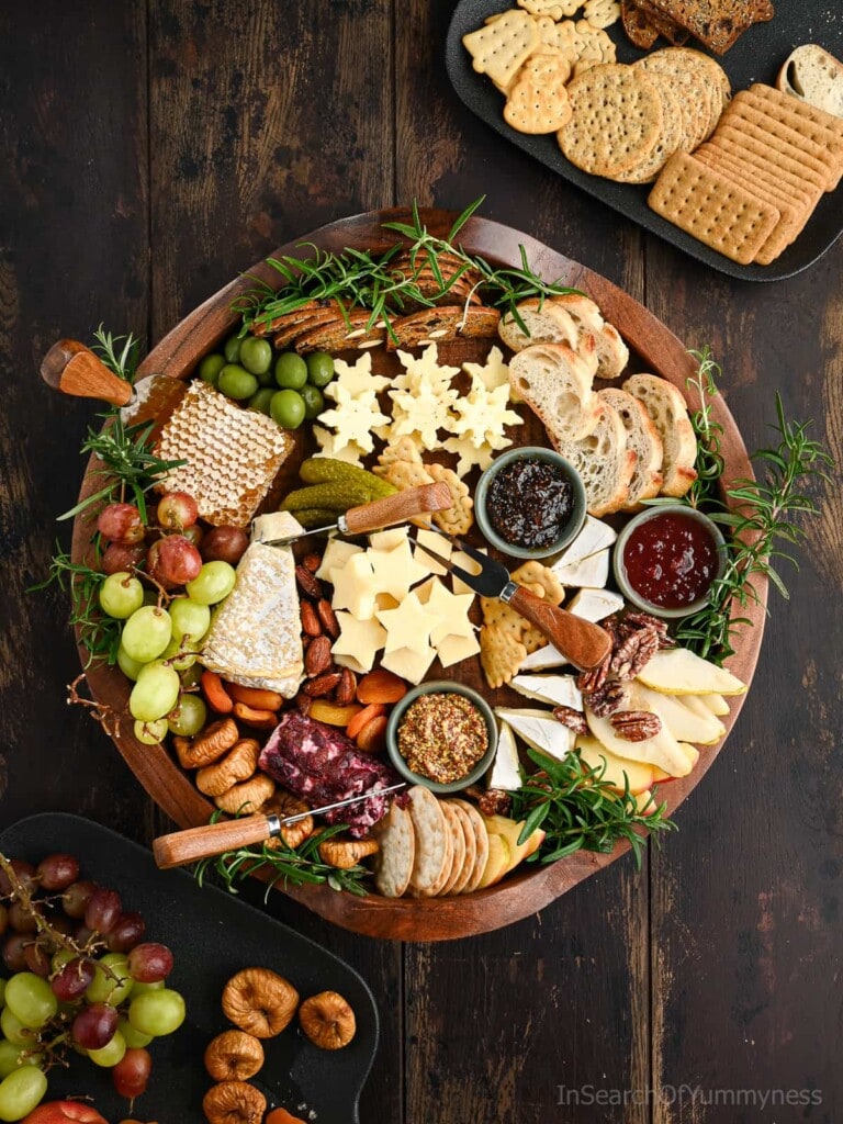 Christmas Cheese Board: A Festive, Easy Appetizer